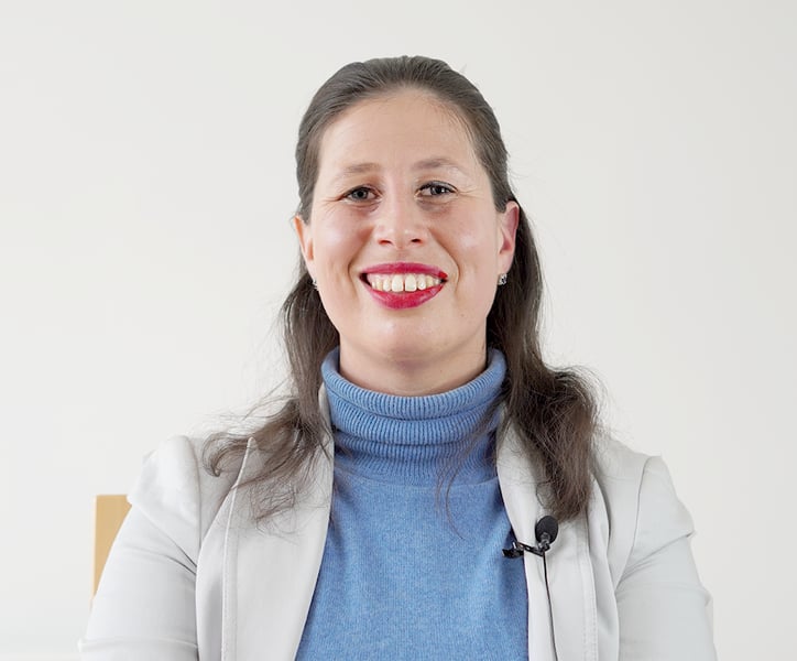 Dana Mills - EXPeditions