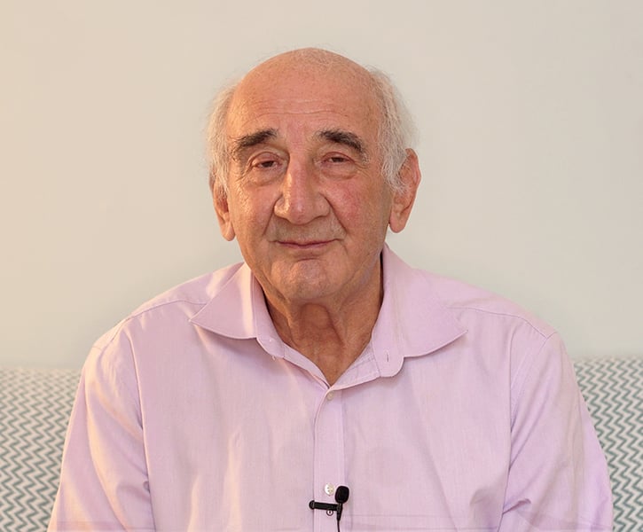 Peter J. Barnes - EXPeditions